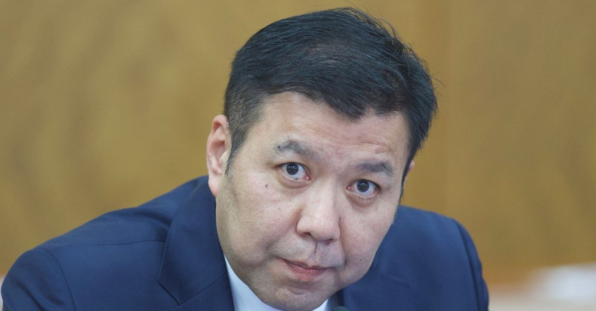 Б.Энхбаяр: Санал өгөхөд хүндрэл үүсгэсэн ГУРВАН асуултыг гишүүдийн өмнө тавьж жонхууруулсан ...