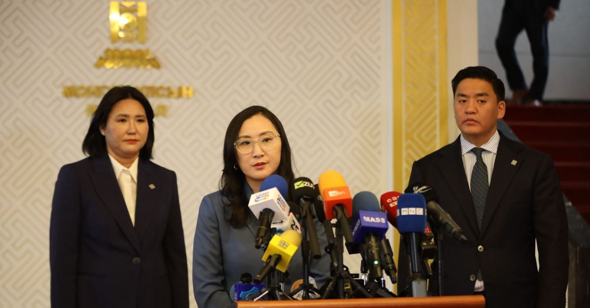 Ж.Баярмаа: ₮2 саяын цалинтай хүн ХХОАТ-ын 9 хувиа төрд хураалгахгүй бол ₮180 мянгыг авч үлдэнэ ...