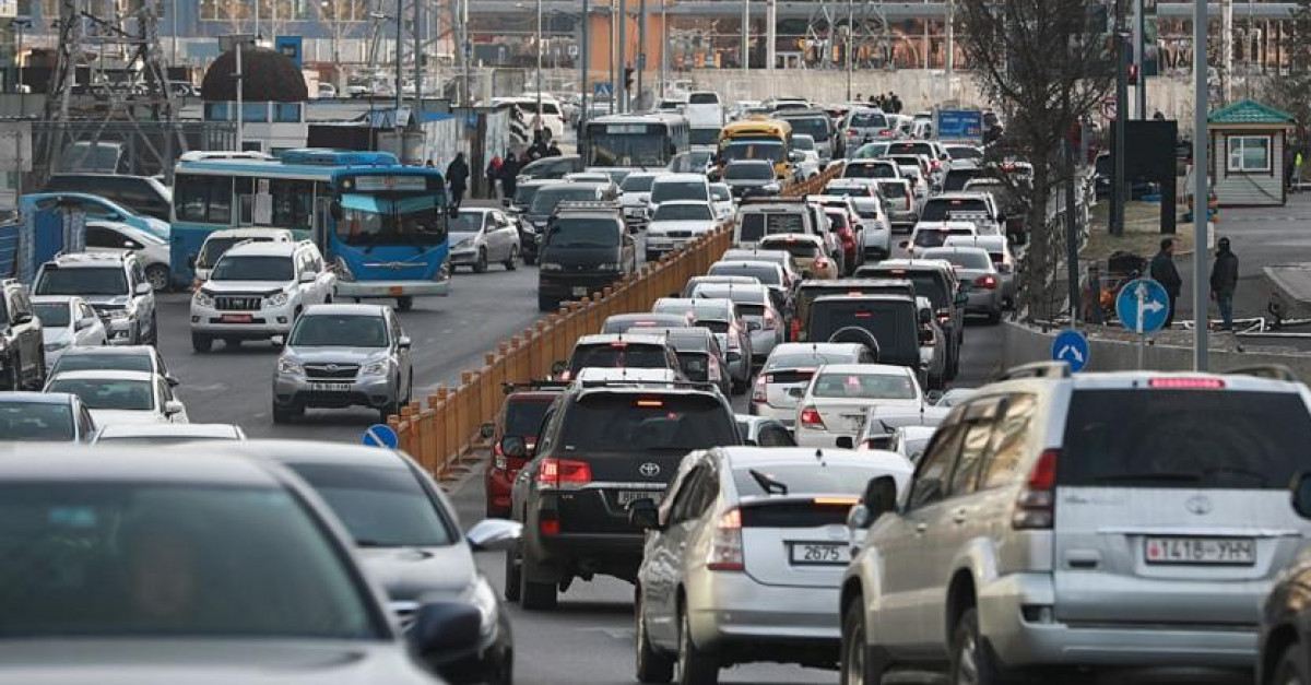 Иргэн П.Оюунбат: Хэн ч хуучин машин унахыг хүсэхгүй. Тоолж байгаа мөнгө нь хуучин машины үнэд ...