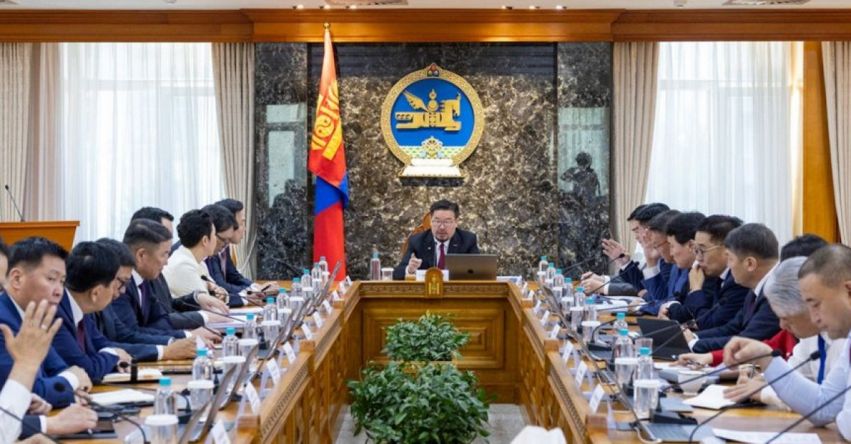 Агентлагуудын даргыг үнэлж, ханш тогтоож байна гэсэн цуу таржээ · Dorgio.mn