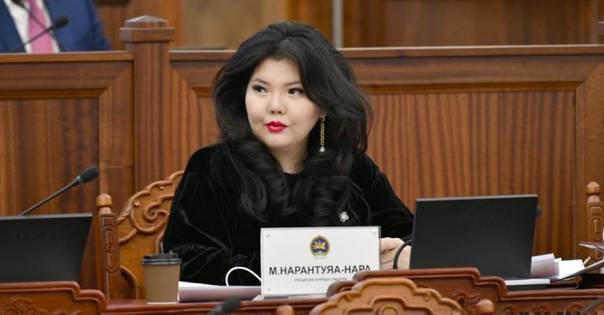 М.Нарантуяа-Нара: Нэг айлын сарын цалинг гишүүд унааны зардал гэж аваад л сууж байна · Dorgio.mn