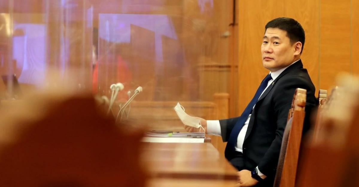 Л.Оюун-Эрдэнэ хохь нь болсон гэж МАН-ын сайд нар ярьжээ · Dorgio.mn