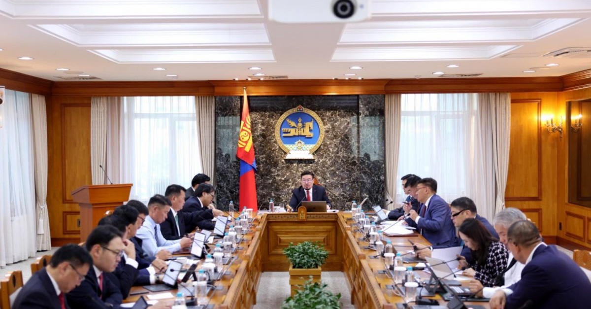 Засгийн газрын өнөөдрийн хуралдааны мэдээлэл - БҮРЭН ЭХЭЭРЭЭ · Dorgio.mn
