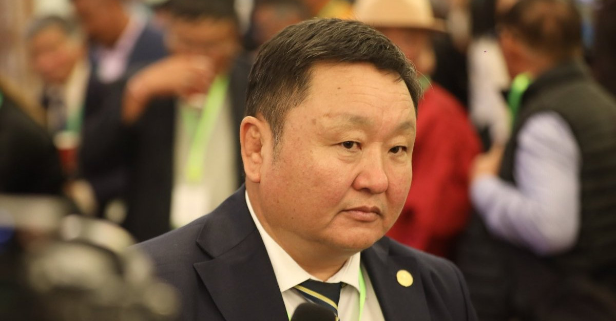 Н.Тэгшбаяр: Үелэх системээ ч мэдэхгүй хүмүүс амархан тархиа угаалгаж байна. Олон нийтийг соён ...