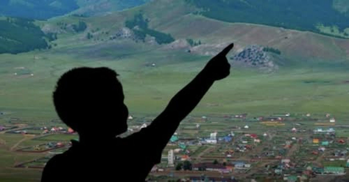 Хөвсгөлд сураггүй алга болсон хоёр настай хүүхдийг эрэн хайх багт 181 хүн ажиллаж байна · Dorgio.mn