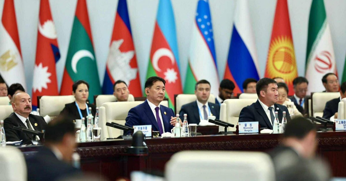 Ерөнхийлөгч У.Хүрэлсүх ШХАБ-ын индэр дээрээс юуг онцлов · Dorgio.mn