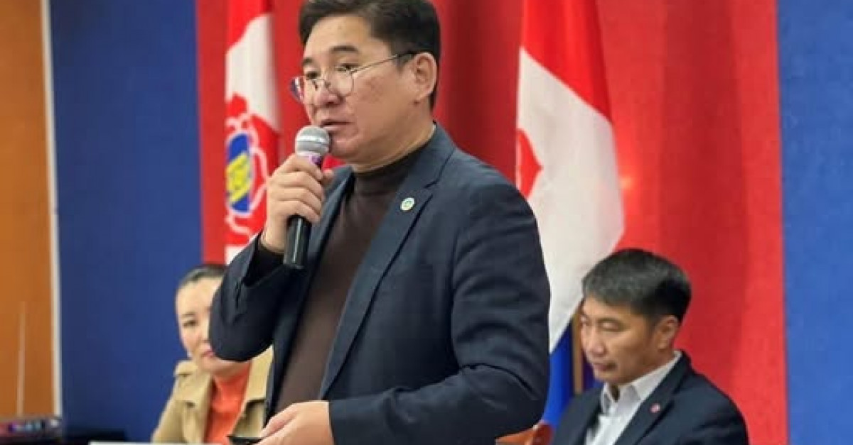 МАН-ын Нарийн бичгийн дарга Ц.Чулуунзагдыг 48 цагийн хугацаатай цагдан хорьжээ · Dorgio.mn